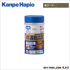 特徴 ●特徴:木目を生かす着色と美しいツヤのニス仕上げが同時にできます。 摩耗や衝撃に強く、耐久性に優れた高性能ウレタン樹脂塗料です。 臭いが少なく、塗りやすい水性ニスです。 食品衛生法に適合した、安全性の高いニスです。 安心・安全の環境に...