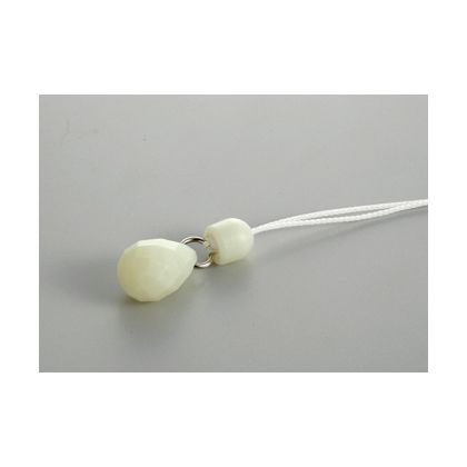 特徴 ●太陽や照明の光を吸収して暗くなると発光します。 ●スイッチコードの長さを50cmまたは100cmの2段階に調節できます。 ●サイズ:15×18×14mm コード長さ1000 壁用シート 壁紙シール ウォールシート リメイクシート 壁...