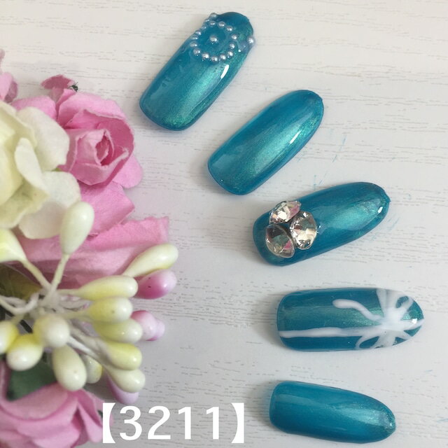 商品情報セット内容チップの装着・着脱の説明書チップを装着するテープ1回分サイズ/寸法サイズ寸法に関しましては画像からお選びください注意モニターの発色具合によって実際のものと色が異なる場合がございますハンドメイド作品ですので、ニュアンスデザイ...