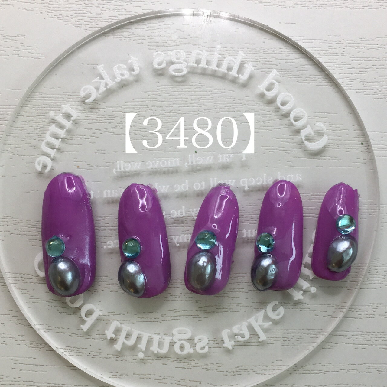 商品情報セット内容チップの装着・着脱の説明書チップを装着するテープ1回分サイズ/寸法サイズ寸法に関しましては、ご選択のチップ種類（ 「ロンルラウンド・ショートオーバル・カジュアルラウンド・カジュアルスクエア 」の中のいずれか）の画像に記載し...