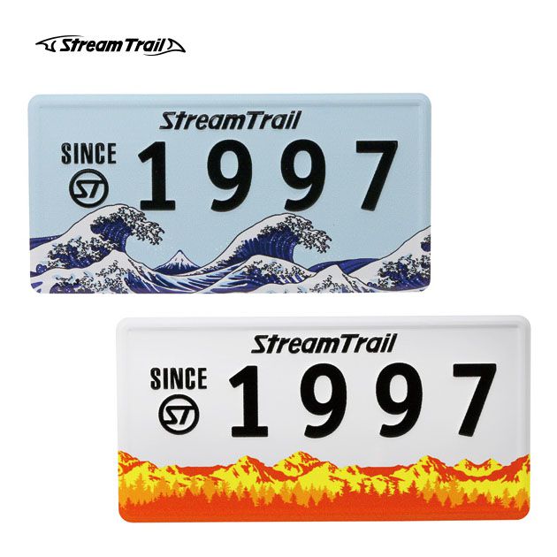 商品説明 Stream Trailのロゴが付いたインテリアプレートです。車のナンバープレートのようなデザインに波や山のイラストが描かれています。お部屋のオブジェとして飾るとアウトドアやアメリカンな雰囲気が演出できます。 商品仕様 サイズ :...