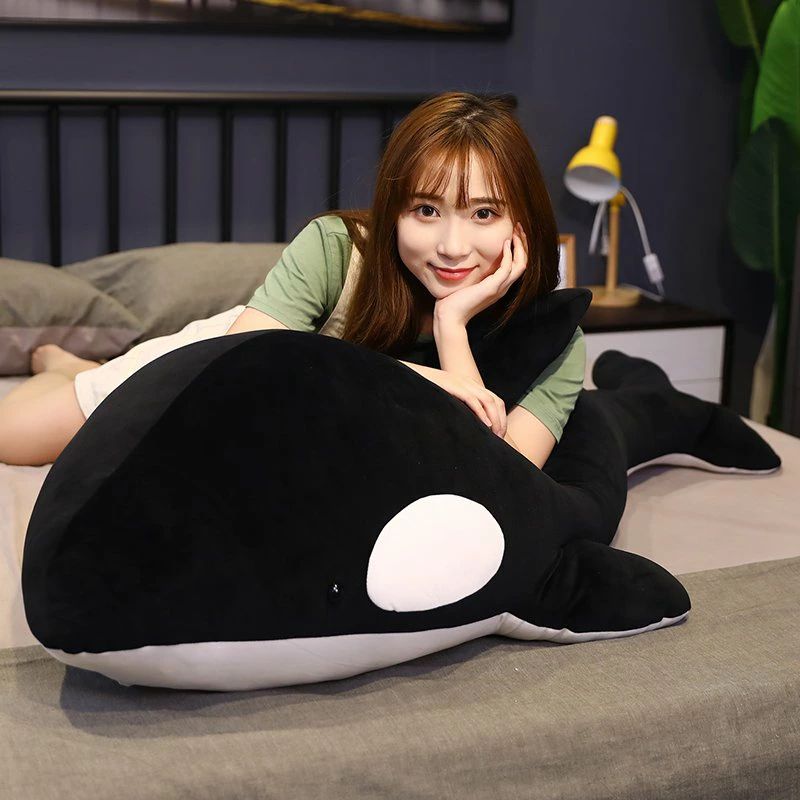 商品説明 キーワード ぬいぐるみ シャチ 海洋動物 抱き枕 柔らか ふわふわ 癒される　昼寝枕クッション 子供 彼女 友達 お祝い 誕生日 記念日 クリスマス 贈り物 ブラック レッド 75cm 素材 ポリエステル/PP綿 サイズ 75cm...