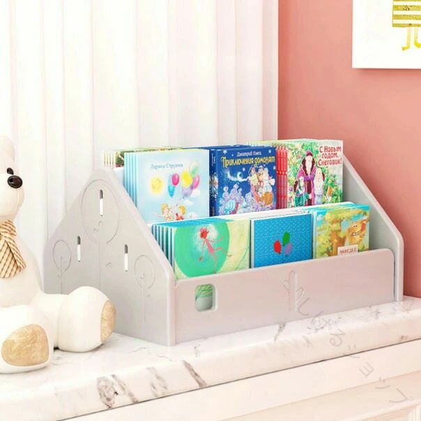 【商品紹介】【特徴】 「優しい素材」：丈夫なプラスチック材質を採用し、錆びなく、安定性も良く、勝手に倒れる心配もなし。「多機能文具収納ボックス」：複数のスペースに分けられたラックです。書類の分類整理保存にとっても便利です。書類トレーはポスト...