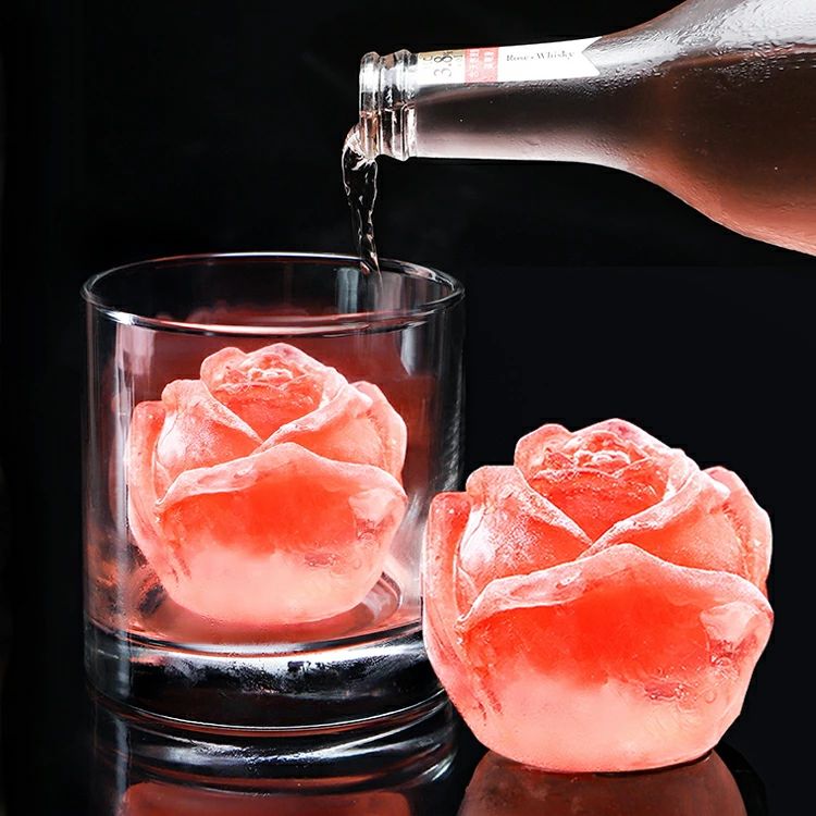 商品名:製氷皿 バラの形 50ML：約6*5cm/できた氷サイズ:約4.5*4.5*4.5 100ML：約6*7cm/できた氷サイズ:約5.5*5.5*5.5 サイズの測定は手作業ですので、実物と対象の誤差があることをご了承ください パッケ...