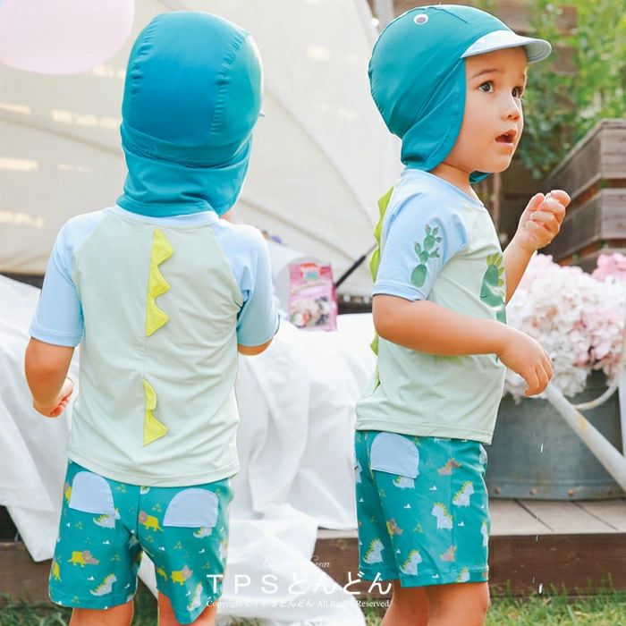 商品名 プチプラなのに可愛い!男の子の水着が入荷しました！ 素材 ナイロン80％、ポリウレタン20％ カラー 写真通り セット内容 ロンパース+キャップ2点セット 商品紹介 大人気のスイムウェアにラッシュガードセットが登場！ キッズ用水着 ...