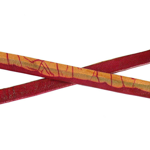 ワインレッドxライトブラウンカラーの帯締め。素材は不明ですがレザーのような素材となります。着付け小物としてはもちろん、手芸材料としても幅広くご利用いただけます。一点物となりますのでお早めに！※ご覧のモニターにより、多少色が違って見える場合が...
