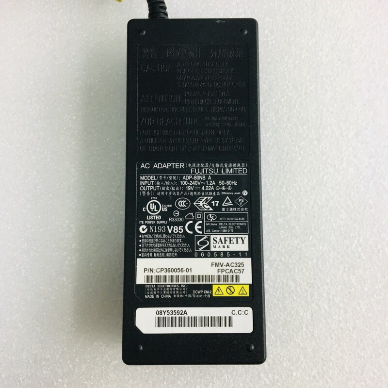 商品番号 930700その他スペック AC出力：100 240VDC入力: 19V / 4.22A中に芯の無いタイプです。ADP-80NB A/FPCAC57備考 動作確認済みの中古品です。使用と経年に伴い、外装に若干のキズと汚れがございま...
