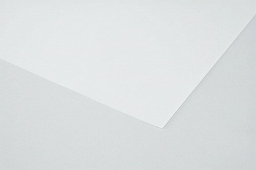 厚手のトレーシングペーパーで、造形に向いています。【特徴】●4切サイズで10枚組になっています【仕様】材質紙サイズ392×544mm入数10枚重量345g【使用場所】●美術・工作　●図工　●デザイン・スケッチ厚手のトレーシングペーパーで、造...