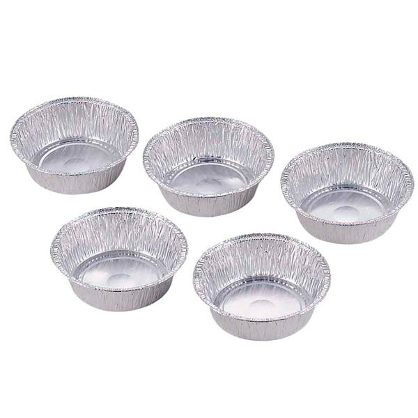 バーベキューやアウトドアで使用するアルミ製の深型食器。5枚セット。【特徴】●バーベキューコンロの網の上に直接乗せて温めることができる●深さがあり、焼肉のたれや汁気のある食材に対応する【仕様】材質アルミニウムサイズ幅12.5×奥行12.5×高...