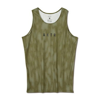 ↓↓↓探す手間が省けます！↓↓↓ design：AKTRがシーズン毎にアップデートする総柄シリーズのタンクトップ。今季はコート上の熱や流れ落ちる汗をイメージしたカモフラージュ柄をデザイン。function：AKTRがオリジナルで開発した、ス...