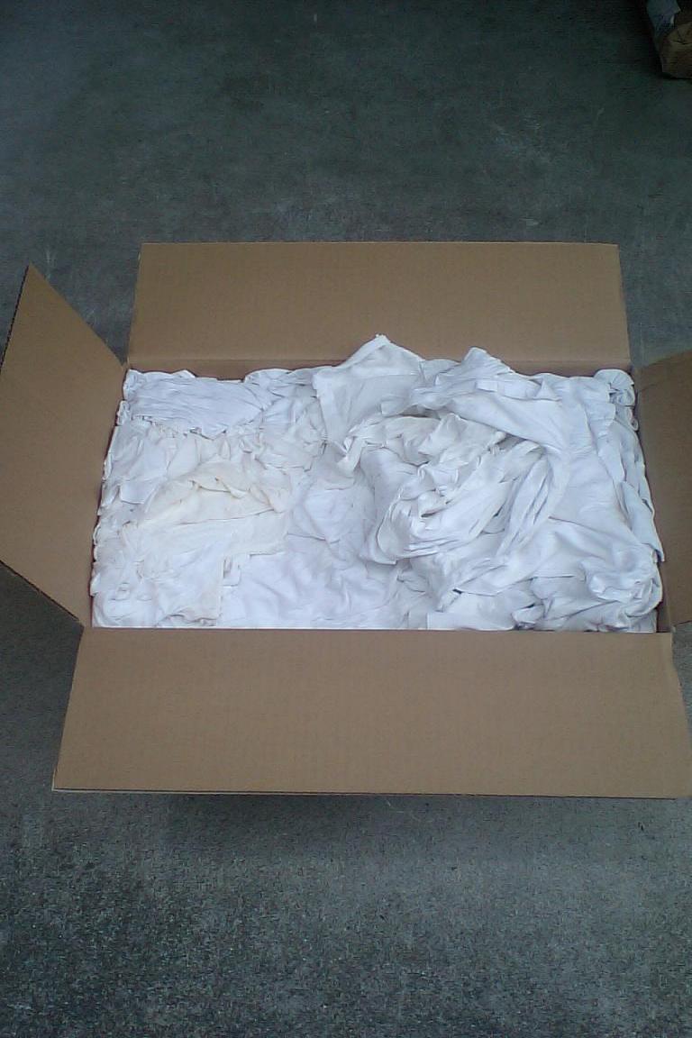 ■仕様：メリヤス（リサイクル品）　約10Kg　 ●送料【北海道2700円、北東北・南東北2000円、関東・信越1800円、北陸・中部1600円、関西・四国1450円、中国・九州1350円/1箱】　　