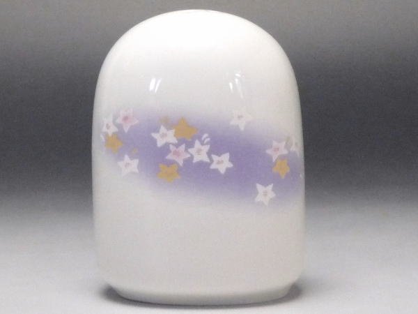 サイズ長辺59mm×短辺44mm×高さ78mm約90g等級説明この商品は、B級品です。鉄粉・歪み・色むら・研磨痕などがあります。在庫説明この商品は、弊社在庫商品です。通常、即日〜2営業日で発送いたします。※食器（陶器・磁器）の性質上、色むら...