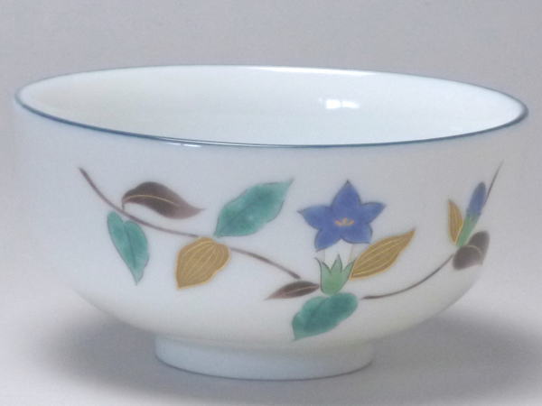 サイズ直径99mm×高さ50mm約140g等級説明この商品は、B級品です。鉄粉・歪み・色むら・研磨痕などがあります。在庫説明この商品は、弊社在庫商品です。通常、即日〜2営業日で発送いたします。※食器（陶器・磁器）の性質上、色むら・若干のサイ...