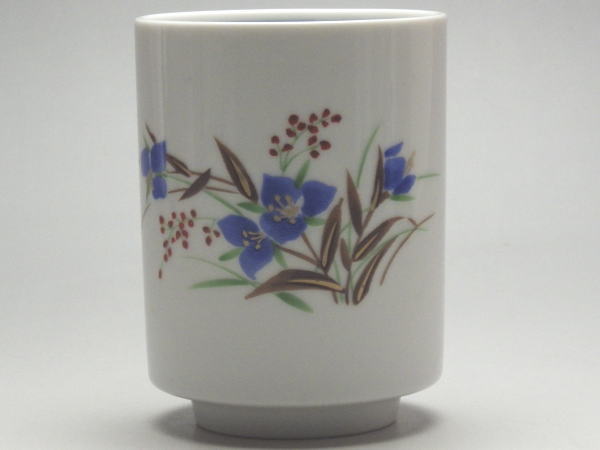 サイズ直径77mm×高さ110mm約230g容量　約270cc満水容量　約310cc等級説明この商品は、B級品です。鉄粉・歪み・色むら・研磨痕などがあります。備考電子レンジで使用できません。在庫説明この商品は、弊社在庫商品です。通常、即日〜...