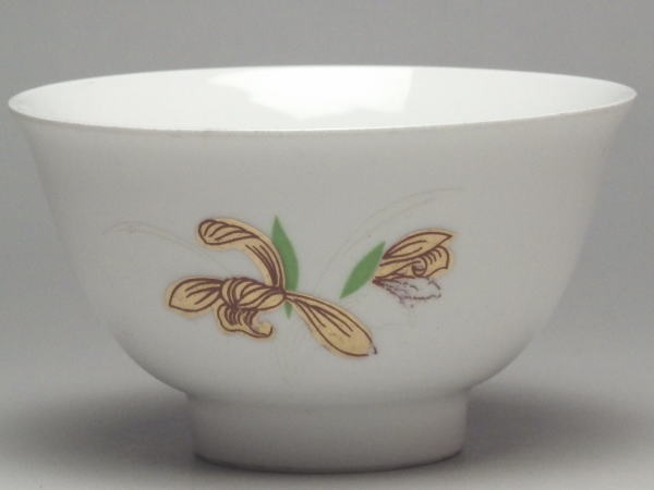 サイズ直径96mm×高さ55mm約130g容量　約130cc満水容量　約170cc等級説明この商品は、B級品です。鉄粉・歪み・色むら・研磨痕などがあります。在庫説明この商品は、弊社在庫商品です。通常、即日〜2営業日で発送いたします。※食器（...