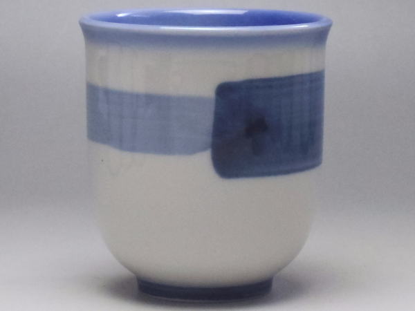 サイズ直径72mm×高さ79mm約160g容量　約130cc満水容量　約160cc等級説明この商品は、B級品です。鉄粉・歪み・色むら・研磨痕などがあります。在庫説明この商品は、弊社在庫商品です。通常、即日〜2営業日で発送いたします。※食器（...