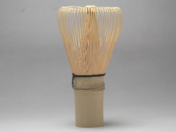 茶せんの本数は、商品によって若干異なります。サイズ直径55mm×高さ105mm備考中国製在庫説明この商品は、取り寄せとなります。メーカー在庫があれば1〜4日（土日除く）で弊社に入荷します。メーカー欠品・再生産待ちとなり、発送に1週間以上要す...