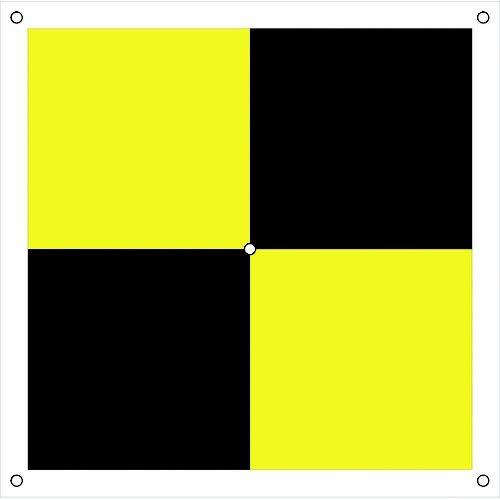 グリーンクロス ドローン用対空標識プラス型(黄黒) 6300001179表示内容：対空標識取付仕様：穴5ヵ所縦(mm)：450横(mm)：450厚さ(mm)：1●PP製●取付穴径:10mm（四隅）、20mm（中央　測量鋲用）●450mmx4...