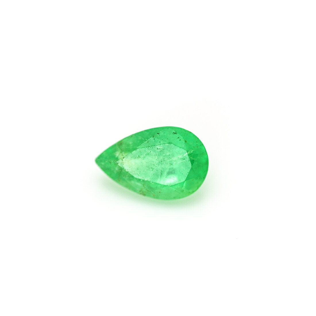 【宝石】 ・エメラルド 約4.4×6.8mm 【お届けにつきまして】 即日発送可能品となります。 15時までにご注文いただき、決済審査・ご入金等が当店で確認できた場合は、当日発送をさせていただきます。 梱包は封筒となりまして、メール便にてポ...