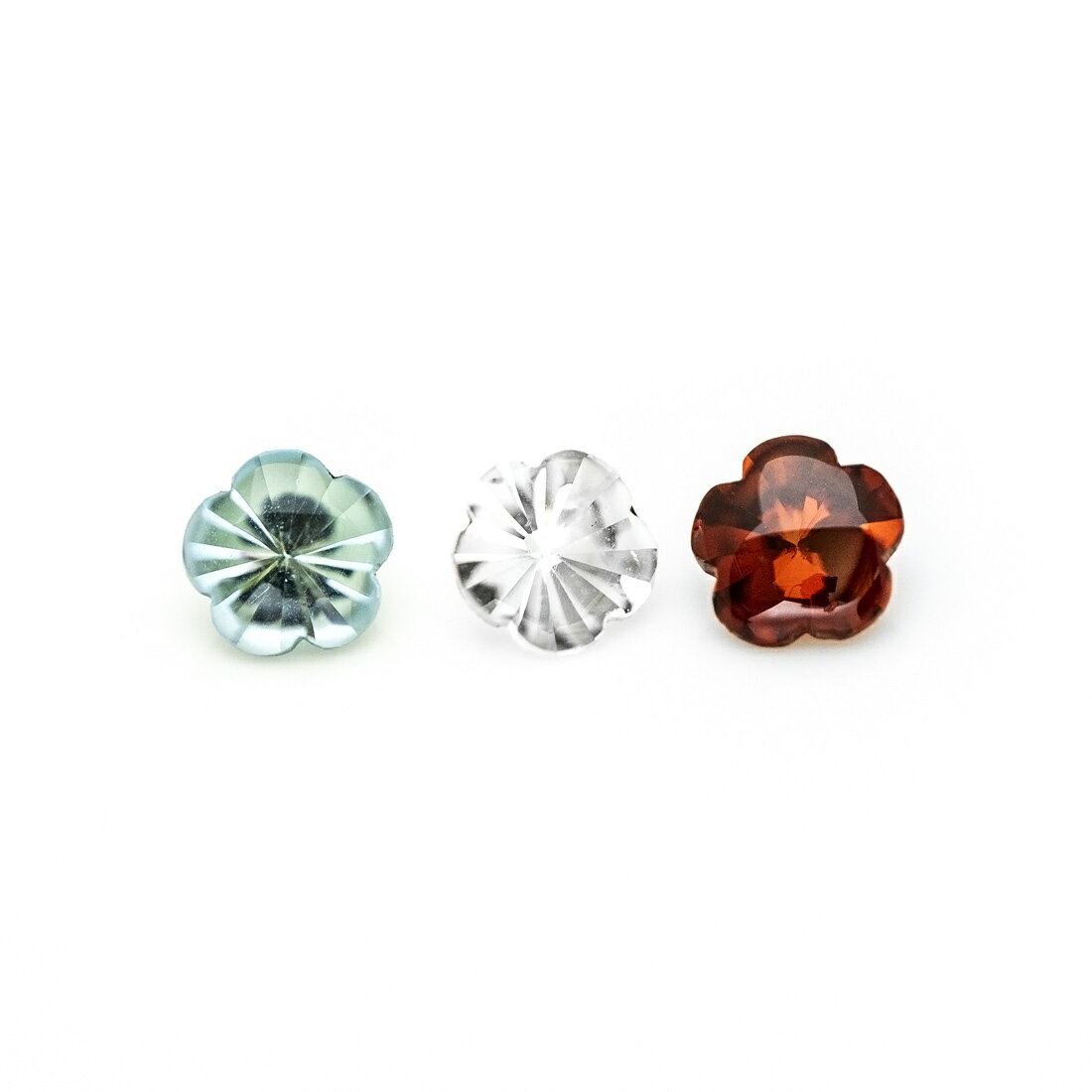 【宝石】 ・ガーネット 5.0mm、ホワイトトパーズ 5.0mm、ブルートパーズ 5.0mm 【お届けにつきまして】 即日発送可能品となります。 15時までにご注文いただき、決済審査・ご入金等が当店で確認できた場合は、当日発送をさせていただ...