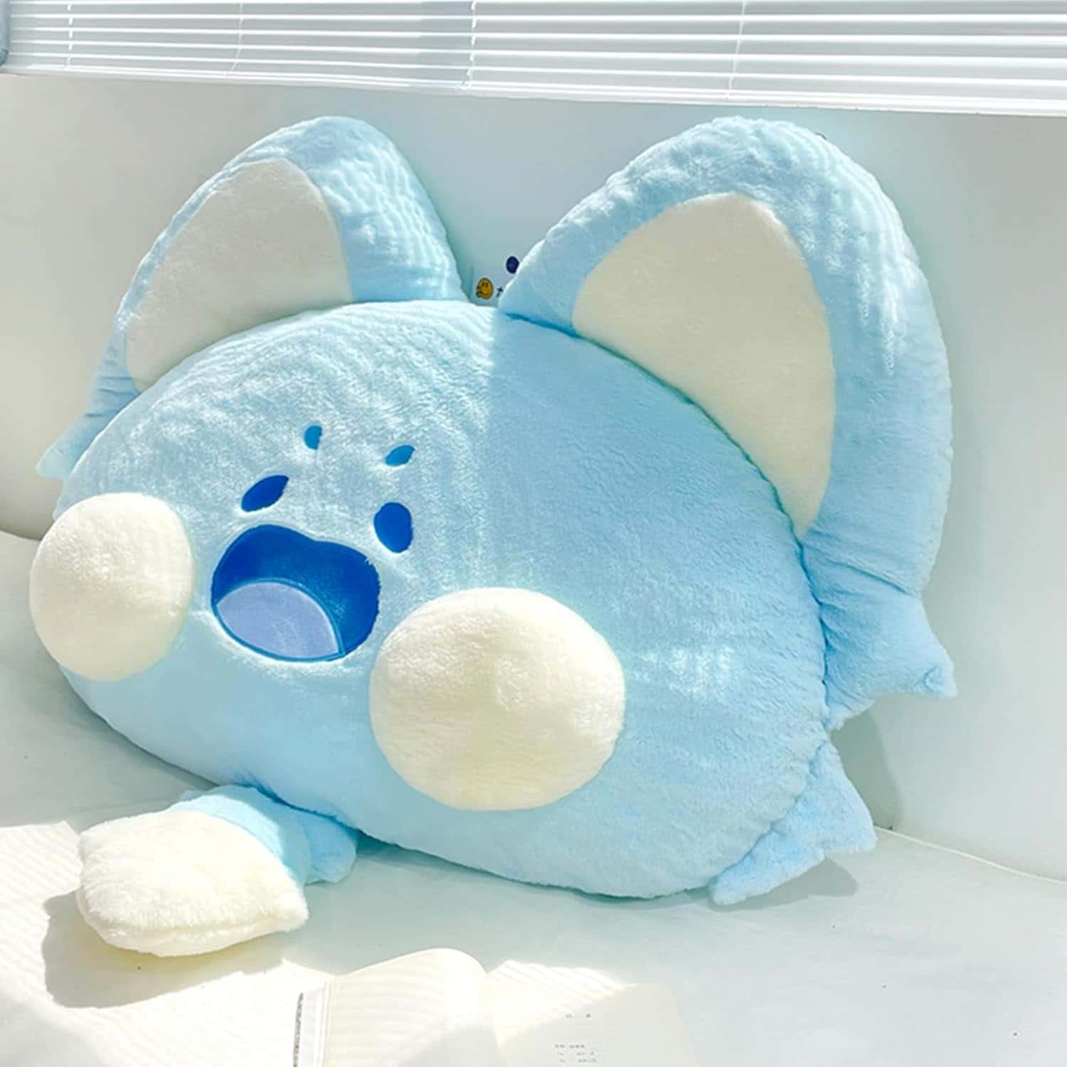 - カラー: グリーン、グレイ、ゴールド、ピンク、ブルー - サイズ: 58*48cm、110*88cm - かわいい猫のデザインで、子供から大人まで人気があり、疲れた時や嫌なことがあった時に抱いて忘れられる不思議な魅力があります。 - 上...