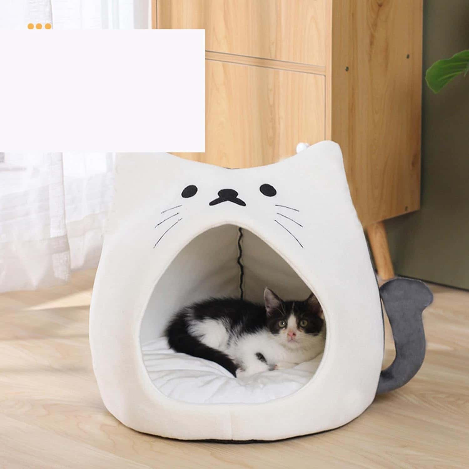 - カラー: グレイ猫, ブラウン猫, 白猫- サイズ: 32*32*32cm, 36*36*36cm- 猫のアイホーム: 暗いところや狭いところが好きな猫に最適。大きな入口から猫の様子を確認できる。- 高品質な素材: 無毒無害の綿布と北極...