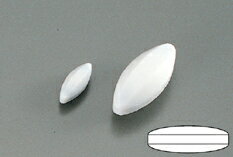 ●フットボール型の外形が、丸底フラスコなどに適しています。 ＜仕様＞ 材質：テフロンR製 全長：25mm 直径：10mm [※ご注意] この商品は上記に記載してある内容の販売品となります。 ※写真はシリーズ商品全体のイメージを表しており、写...