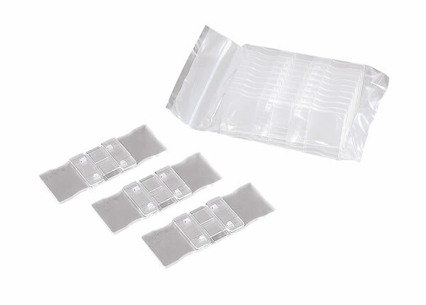 ●安価で操作が簡単なディスポ細胞計算盤です。 ●プラスチック製で割れにくく、慣れていない人でも安心して使用できます。 ●1枚で2サンプルを検査でき、自動血球計算機やガラス製の計算盤と同等の計測値を得ることができます。 ＜仕様＞ 大きさ：24...