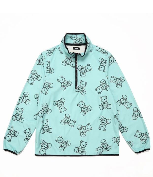 軽く、薄手なフリースを使用したハーフジップブルゾン マリリン・モンローを随所にちりばめた大胆なデザインが目を引くアイテムです。 ※注意事項※ 本製品は、総柄生地を裁断して縫製しているため、写真の位置が製品によって異なります。 商品詳細 素材...