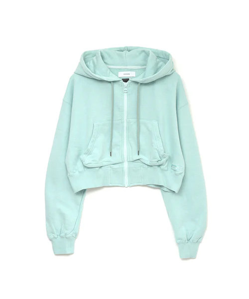 【FACETASM / CROPPED ZIP-UP HOODIE】 モデル着用： Women’s Model：168cm 着用サイズ：SMOKE NAVY 4 / BEIGE 2 / MINT 4 25FW MAIN SIZE GUIDE...