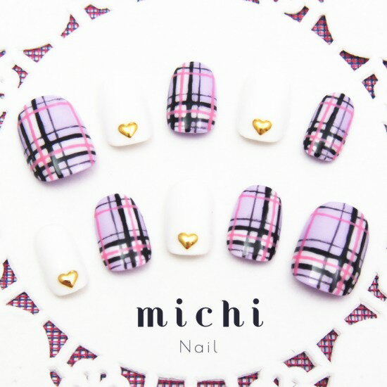 [商品説明]クリーミーなパープルカラーにおしゃれの王道タータンチェックを組み合わせました＊今までありそうでなかった、この春一押しネイルです◎ネイリスト：chie