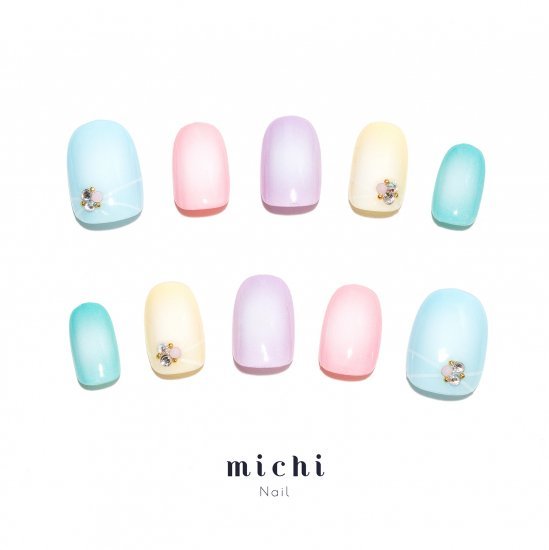 [商品説明]パステルカラーにエアーブラシのホワイトチーク。さりげないラインアート。オシャレ春ネイルです。