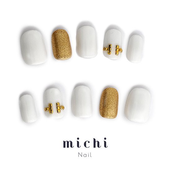 [商品説明]リング風のスタッズがワンポイントのお洒落なデザインです。