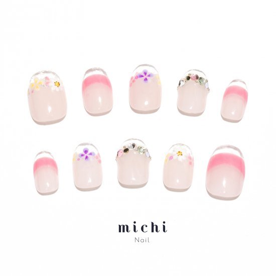 [商品説明]指先がクリアな新しいフレンチネイル。上品できゅんとしてしまう小花アートに、ホワイトピンクミルキーカラーネイルは、一つは持っておきたいマストネイル！