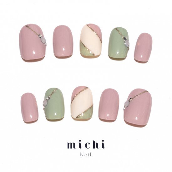 [商品説明]スモークピンク&ダスティグリーンの切り替えおしゃれネイル。