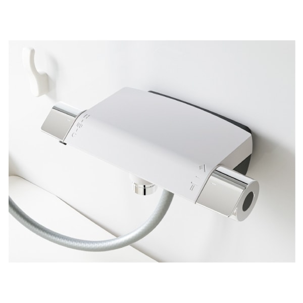 適用水栓メーカー：(株)KVK?商品情報：洗い場水栓 直吐水（ホワイト)シャワーヘッド（メタル調）シャワーホース　L＝1600mm（シルバー）型式：KF3300TYHT（一般地用）注意事項：ご使用中の商品のサイズをご確認下さい。購入後の交換...