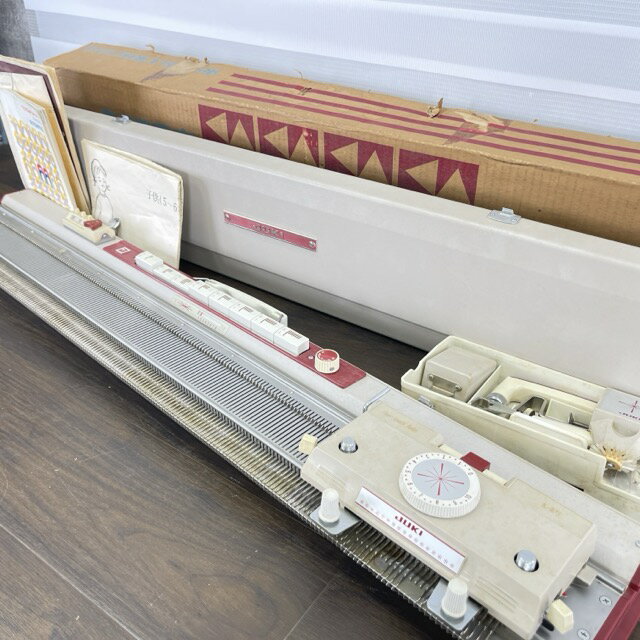 未チェック 編み機 【中古】JUKI ジューキ K-871 ワンタッチオート ハンドクラフト / 515806 商品詳細 型番: K-871 付属品: 知識がなく付属品の有無の判断が出来ません。画像にて判断できる方のご購入をお願い致します。...
