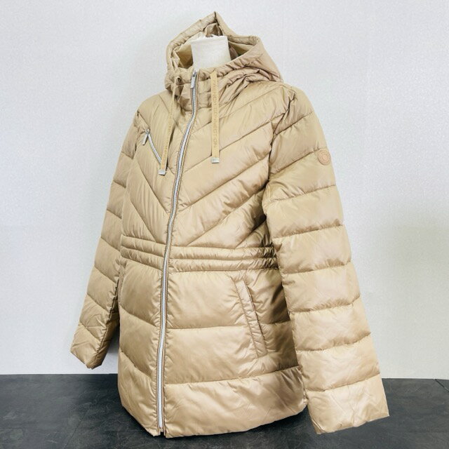 レディース ジャケット アウター XLサイズ 【新品】タグ付き FRENCHCONNECTION ESSENTIALS キャメル ART.52800/511208 在★2 商品詳細 型番: 52800 サイズ(幅/奥行き/高さ): 約 //...