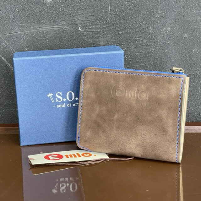 財布 タグ有り 【未使用】 APHRODITE E MIO No.5905 牛皮革 定価12000円 日本製 ウォレット パスケース 　在★3 商品詳細 サイズ(幅/奥行き/高さ): 約 11/9/1.5 cm ※素人寸法です。若干の誤差は...