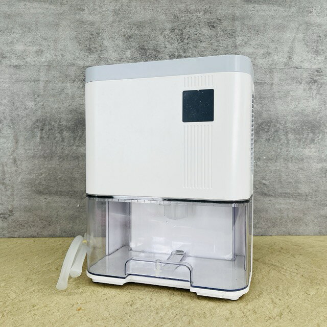 商品詳細 サイズ(幅/奥行き/高さ): 約 25/18/33 cm ※素人寸法です。若干の誤差はご了承下さい。 商品は写真にあるもので全てです。 必ず写真で確認お願い致します。他にもたくさん出品しています。 状態 状態ランク C　少しキズ、...