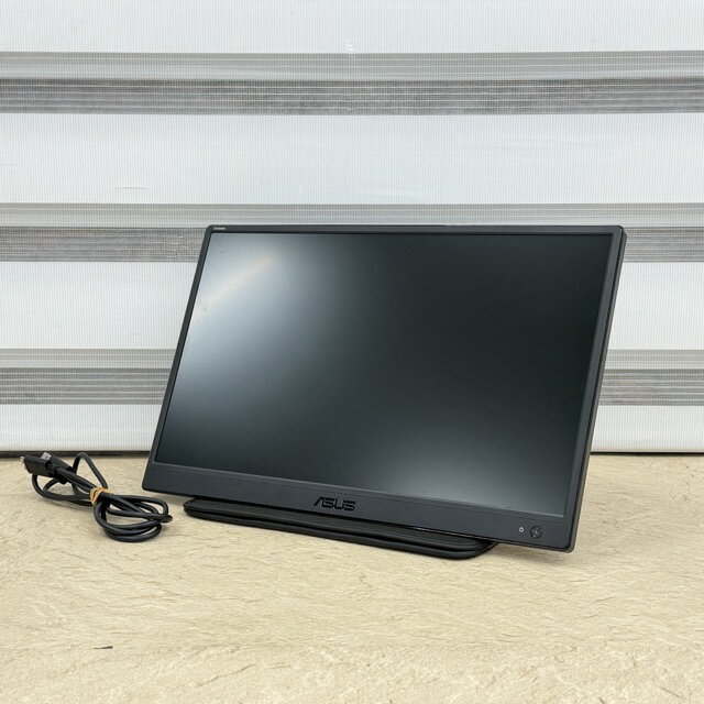 ポータブルUSBモニター 【中古】動作保証 ASUS ZenScreen MB165B 15.6型 モバイルモニター USBケーブル付き 2024年製 / 517098 商品詳細 型番: MB165 年式: 2024 年製 商品は写真にある...