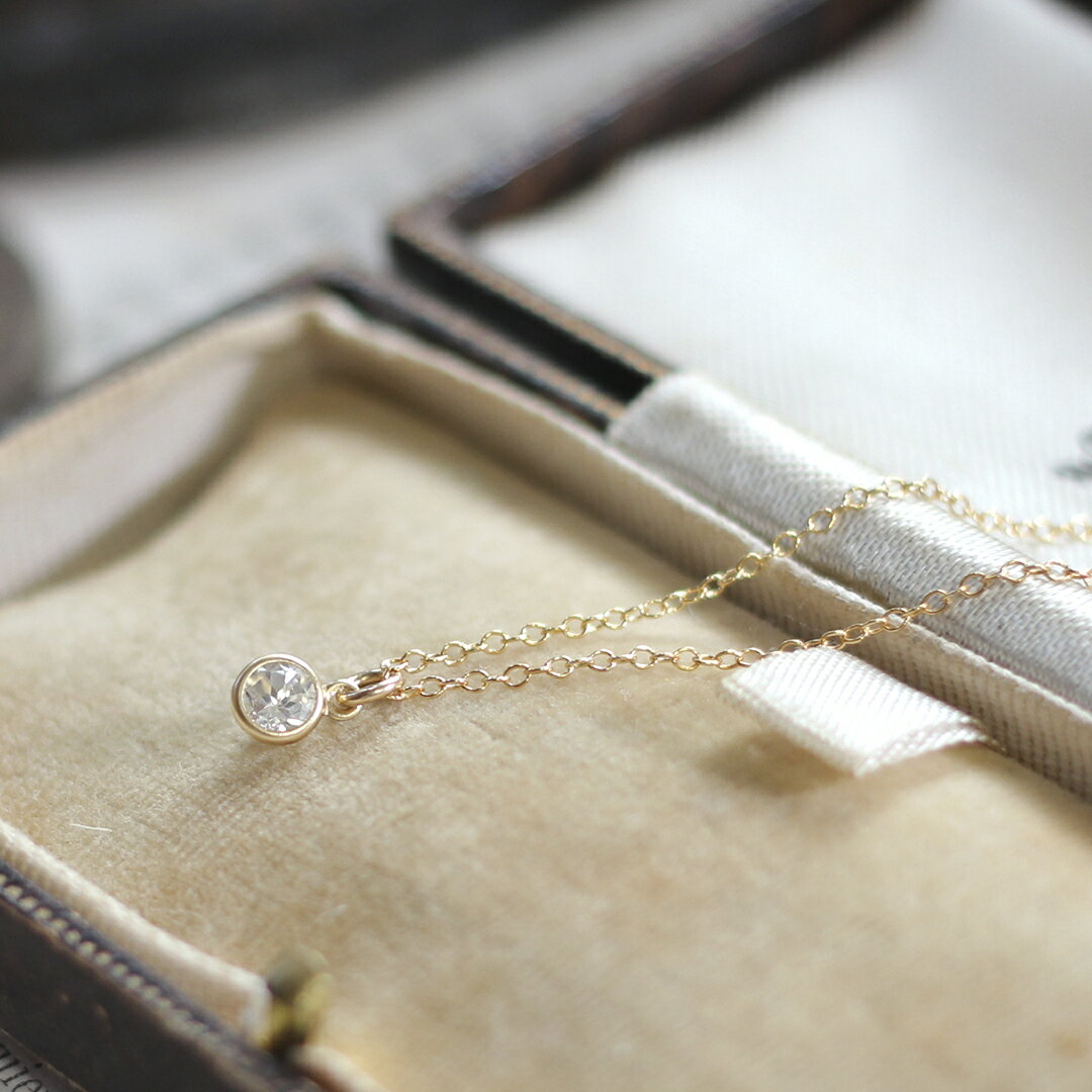 商品情報素材ゴールドの部分はすべて、14K Gold Filled天然石：ジルコン・カンボジア産サイズネックレストップ縦4mm横4mm、チェーン38cm～Amulette 14KGFネックレス・アズキチェーン・ジルコン・12月誕生石ネックレ...