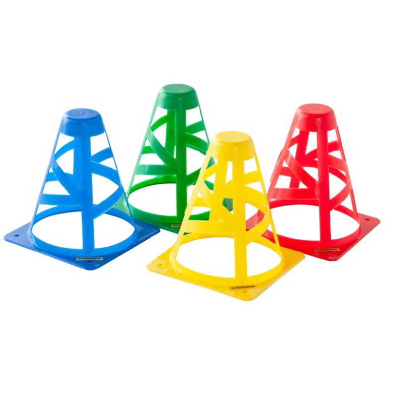 コーナーポスト史上最軽量のやわらかポスト！ スクエアのベースの四隅に固定用の穴を付けたので飛ばされない様に止める事も可能。 品　番：EKA944 サイズ：高さ15cm×幅13.6cm×奥行13.6cm 重　量：32g/個 材　質：ポリエチレ...