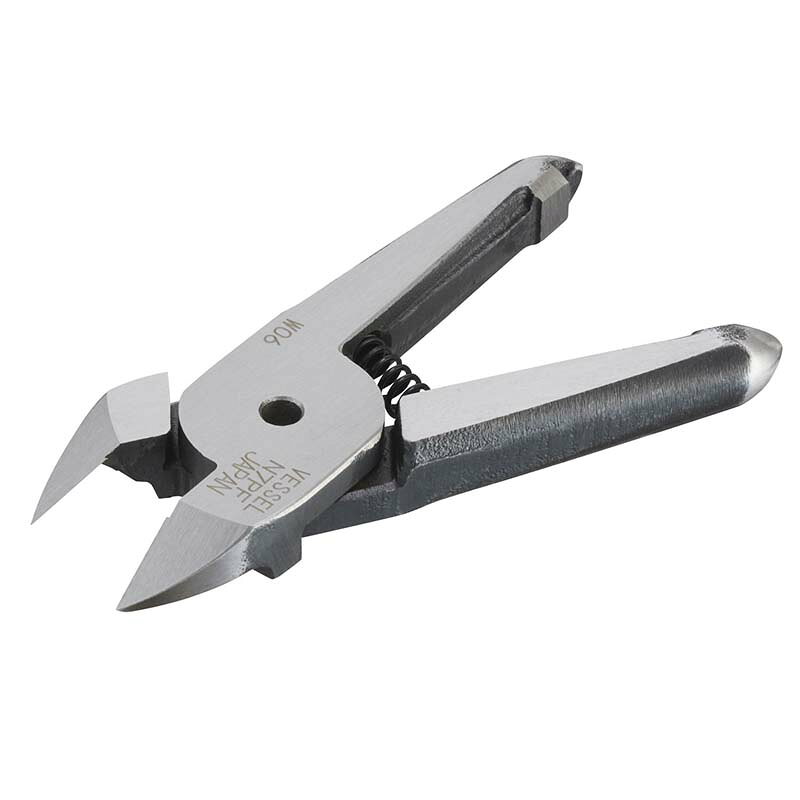 ※こちらの商品はブレードのみとなります。本体は別売となります。 切り口を平らにカットする樹脂用ブレード。 切り口が残ってはいけない場合のゲート処理に合わせて切断面に大きなRをもうけている。 品　番：N7PF サイズ：a：27mm　b：9mm...