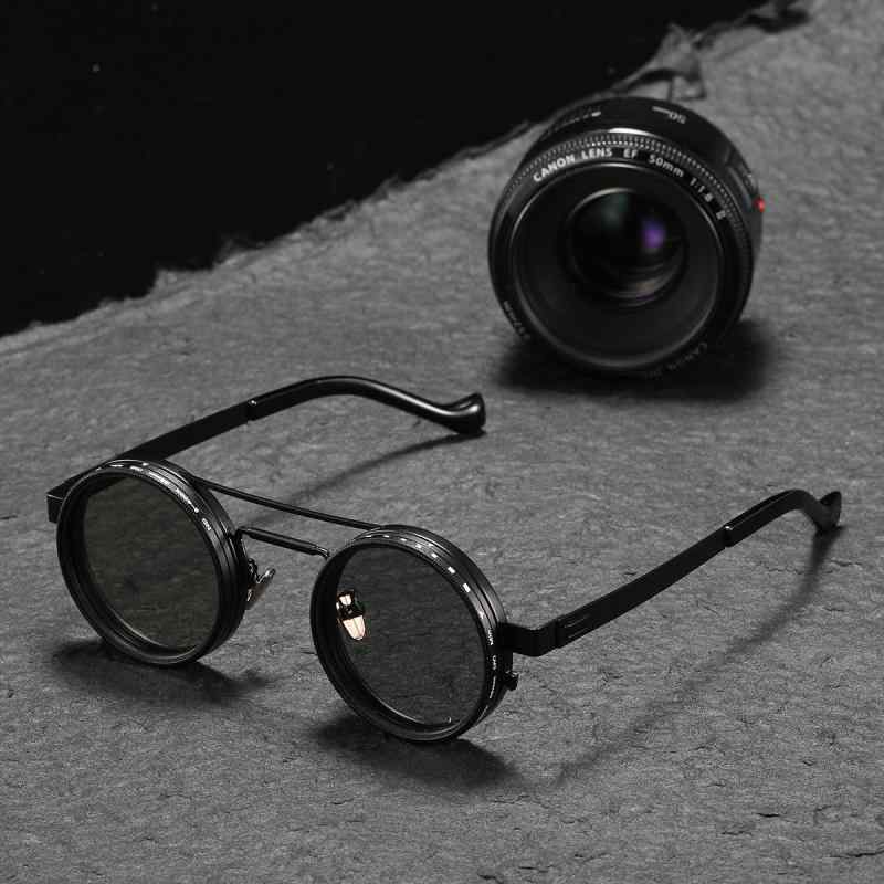 ・レンズカラー: グレー・フレームカラー: ブラック・カラー展開: ブラック, ゴールド, シルバー・レンズ分類: 遮光レンズ・レンズ種類: 偏光レンズ・UVカット率: UV400・レンズ素材: TAC・フレーム構造: フルリム・フレーム形...