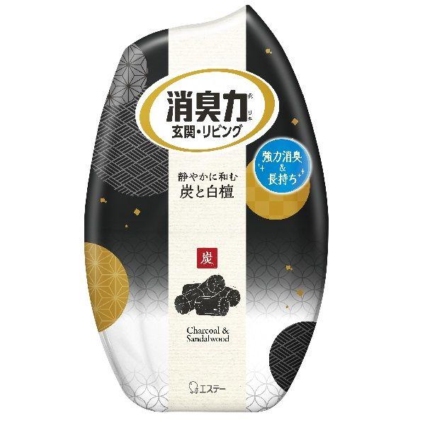 エステー　お部屋の消臭力　炭と白檀の香り　400mL○リニューアル等により、パッケージ画像は予告なく変更されることがあります。お届けの商品と異なる場合がございますのでご了承ください。○●ナノパウダー※配合で、すばやく強力に空間を消臭。※ナノ...