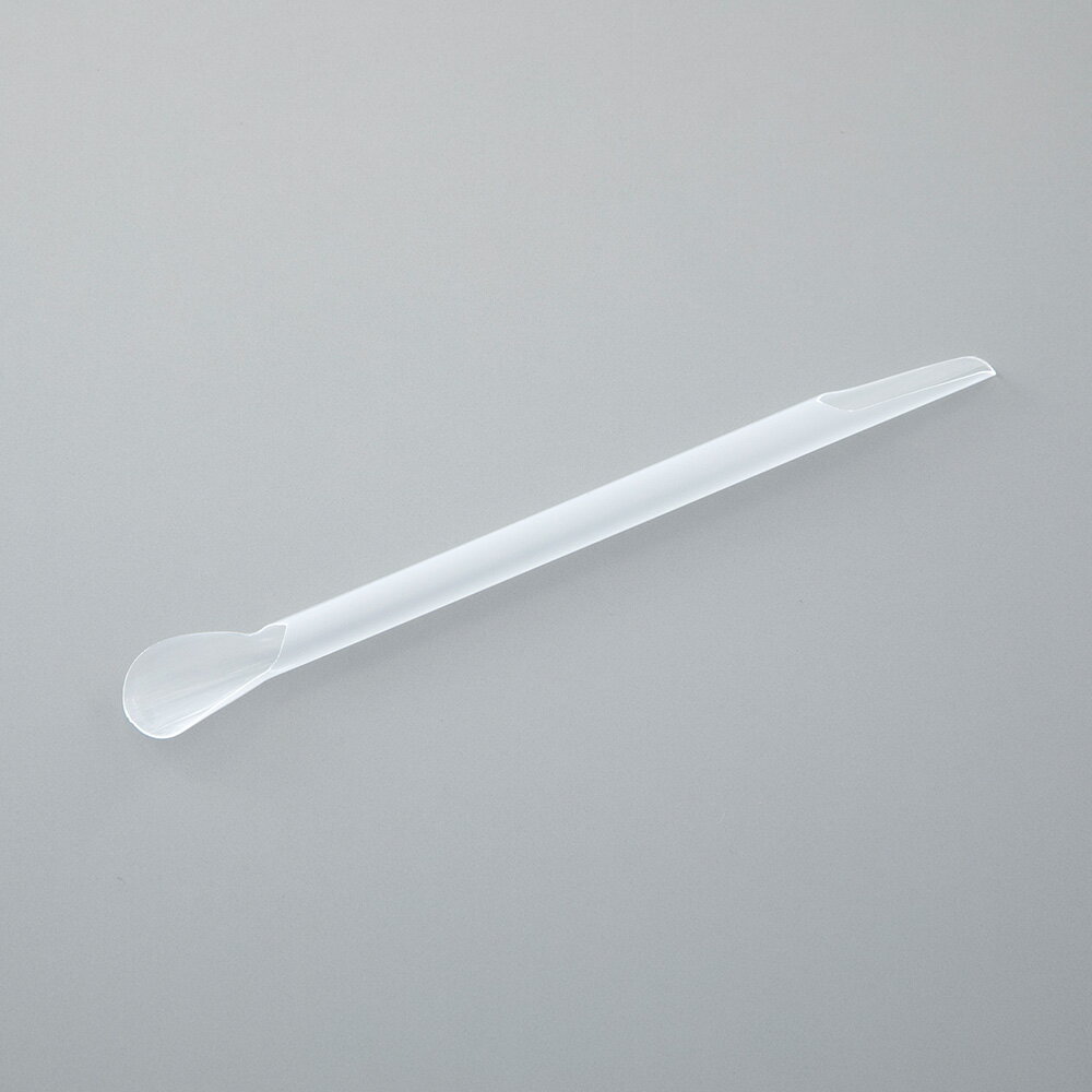 片方がスパチュラ、もう一方がスプーンになっています。 生分解を促進する物質を含んでおり、生分解率は29％です。 全長（mm）：140 入数：1箱（300本入） 材質：生分解性PP オートクレーブ可（121℃） FDA認証適合品片方がスパチュ...