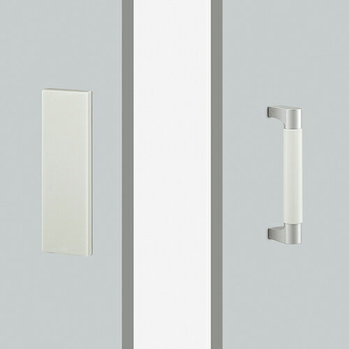 [仕様]ABS ホワイト+ユニキャスト シルバー [サイズ]80×252mm [施工]取付ビス M6、取付穴 φ8mm[仕様]ABS ホワイト+ユニキャスト シルバー [サイズ]80×252mm [施工]取付ビス M6、取付穴 φ8mm