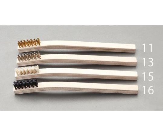 行数：3行 全長：200mm ブラシサイズ：7×35mm 毛丈：11mm ブラシ材質：ナイロン 線径：0.45mm ハンドル材質：プライウッド（カーブがかかっています）行数：3行 全長：200mm ブラシサイズ：7×35mm 毛丈：11mm...
