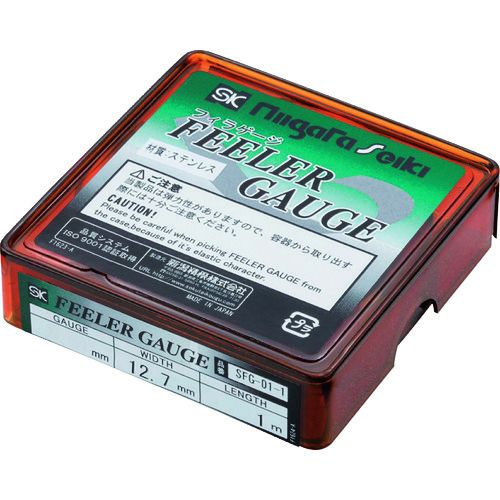 特長:●防錆剤に油を使用していないため、軽く拭き取ってご使用になれます。 用途:●隙間測定に 仕様:●厚さ(mm)：0.02●長さ(m)：1●精度(mm)：±0.004●リーフ数：1●リーフ幅：12.7mm 材質／仕上:●本体：ステンレス鋼...